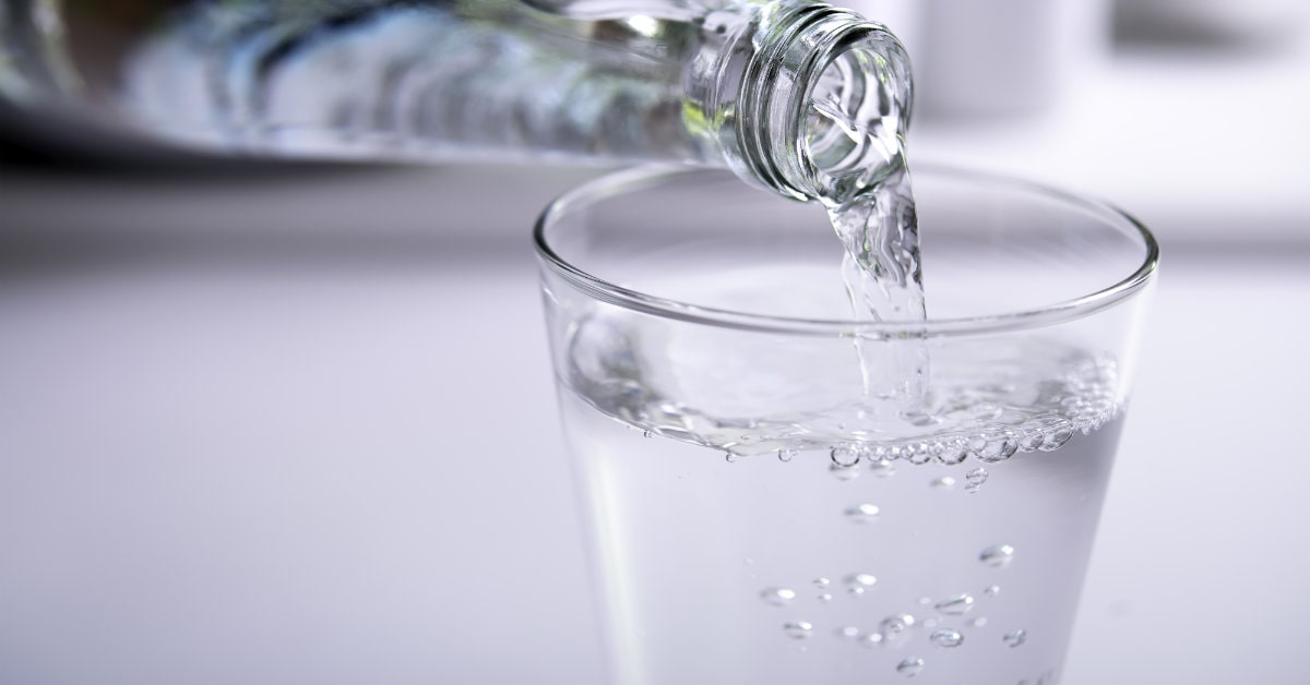 Guide to Staying Hydrated on Your Next Plane Flight | Facts About Water